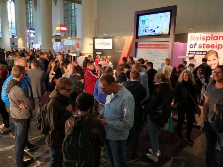 FEESTELIJK MOMENT TIENDE EDITIE MBO-OPLEIDINGENMARKT 2019 - Ons Platform